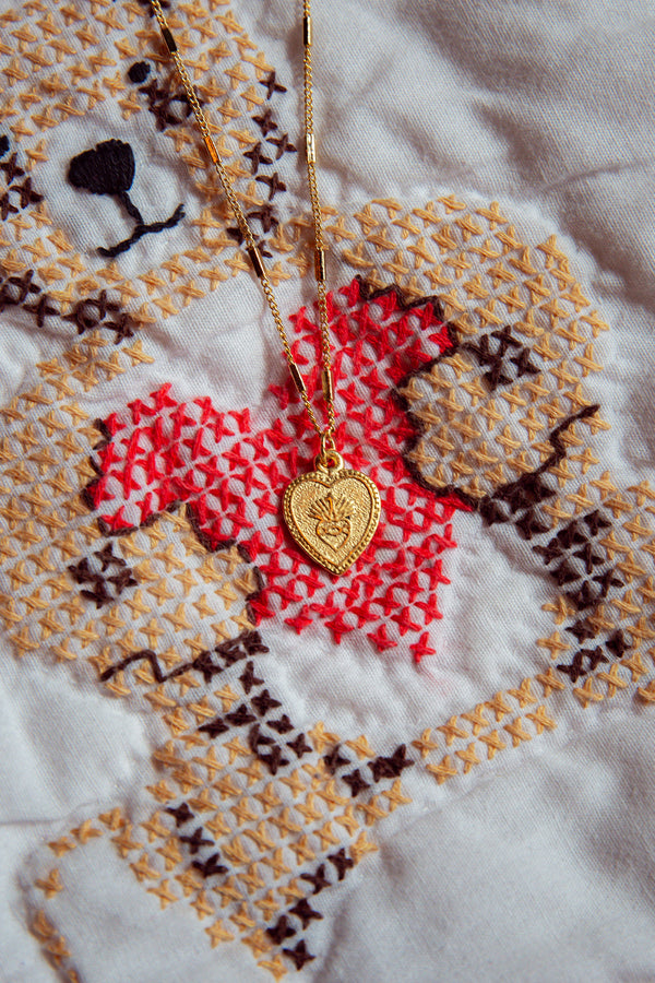 Sacred Heart Necklace - Kin Ship Goods